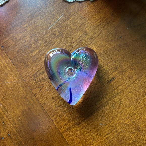 Art | Robert Held Iridescent Pink Swirl Glass Heart Paperweight | Poshmark